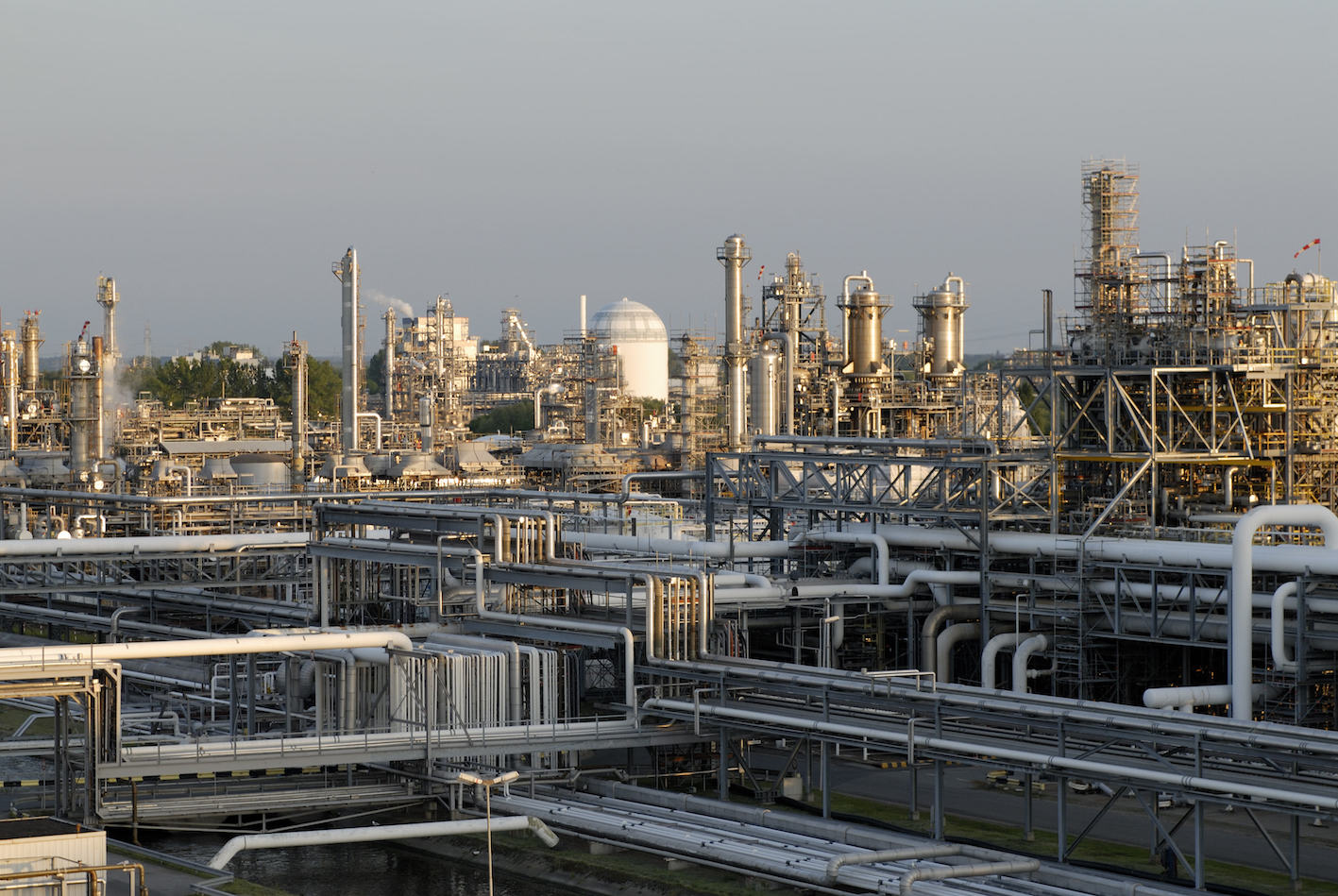 Reducing Dow’s operational costs under extreme conditions