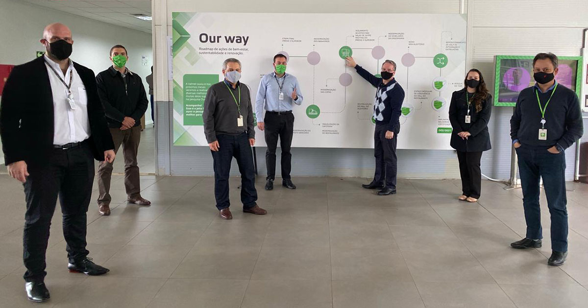 Transparent communication improves workplace wellbeing