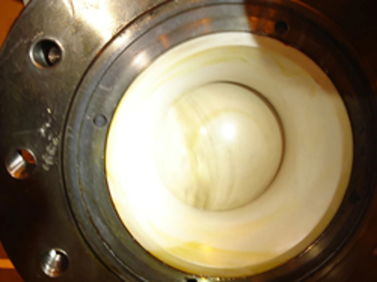 How to eliminate erosion caused by catalyst fines in FCCU